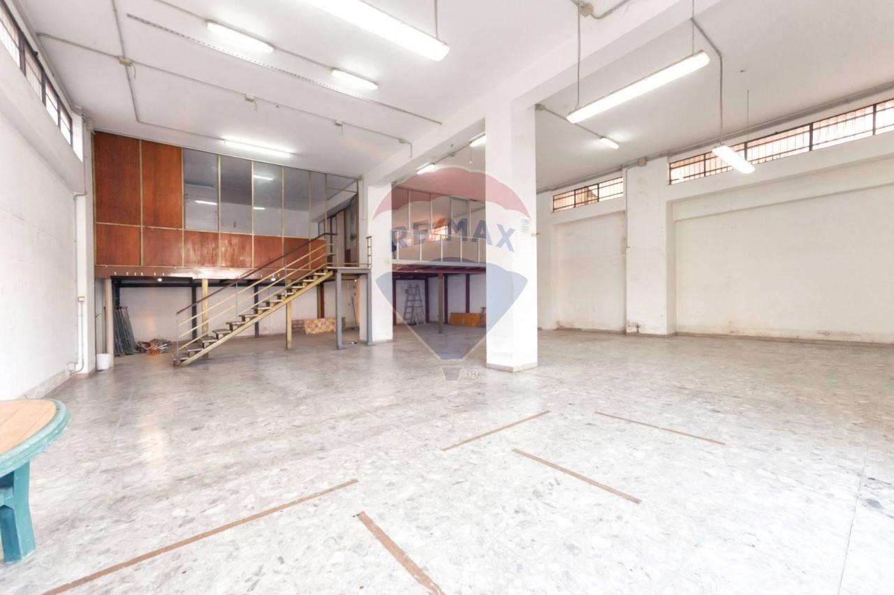 Negozio in vendita a Pescara