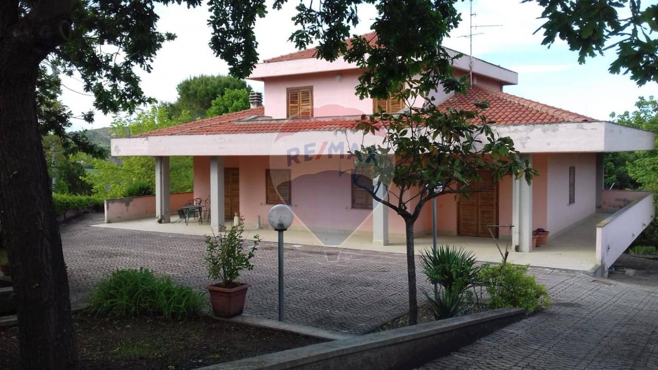 Casa indipendente in vendita a Pianella