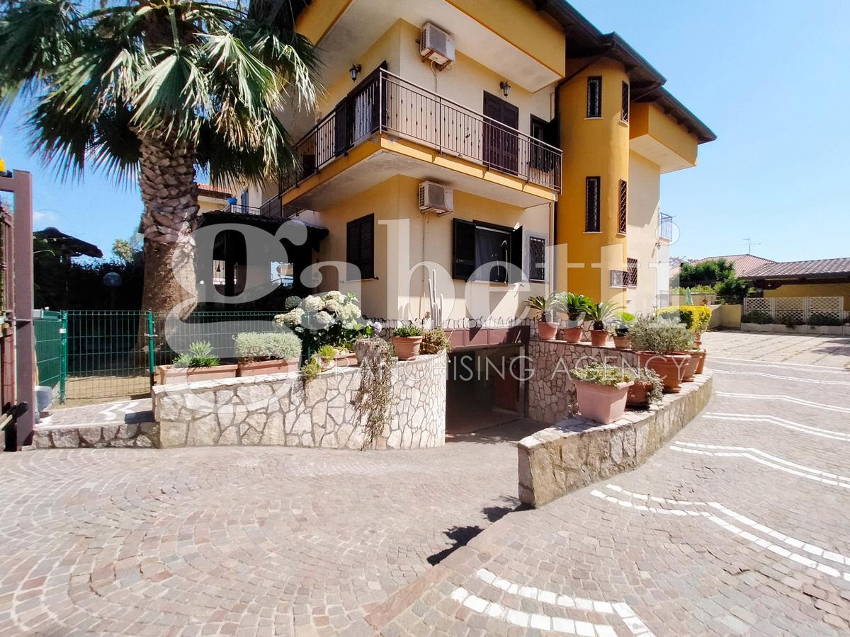 Villa in vendita a Giugliano In Campania