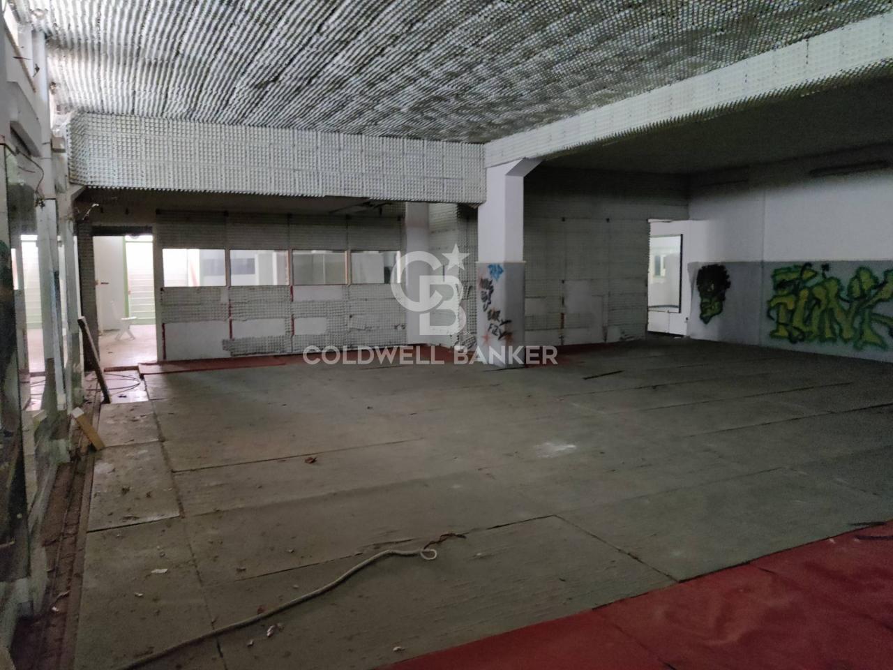 Negozio in vendita a Montalto Di Castro