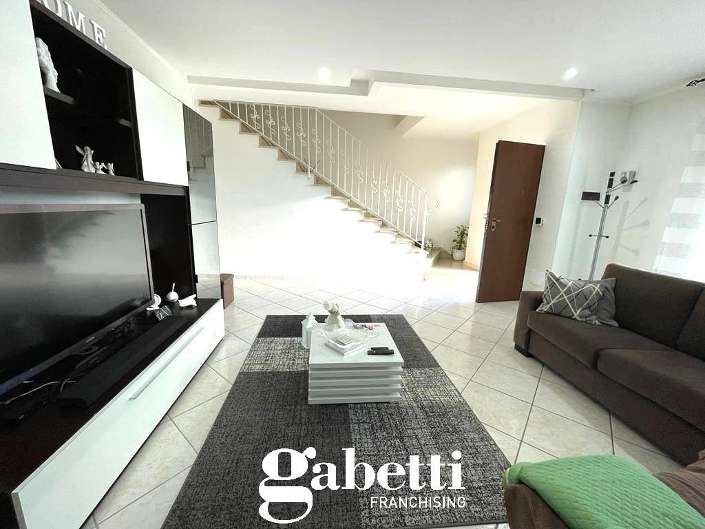 Villa a schiera in vendita a Pastorano