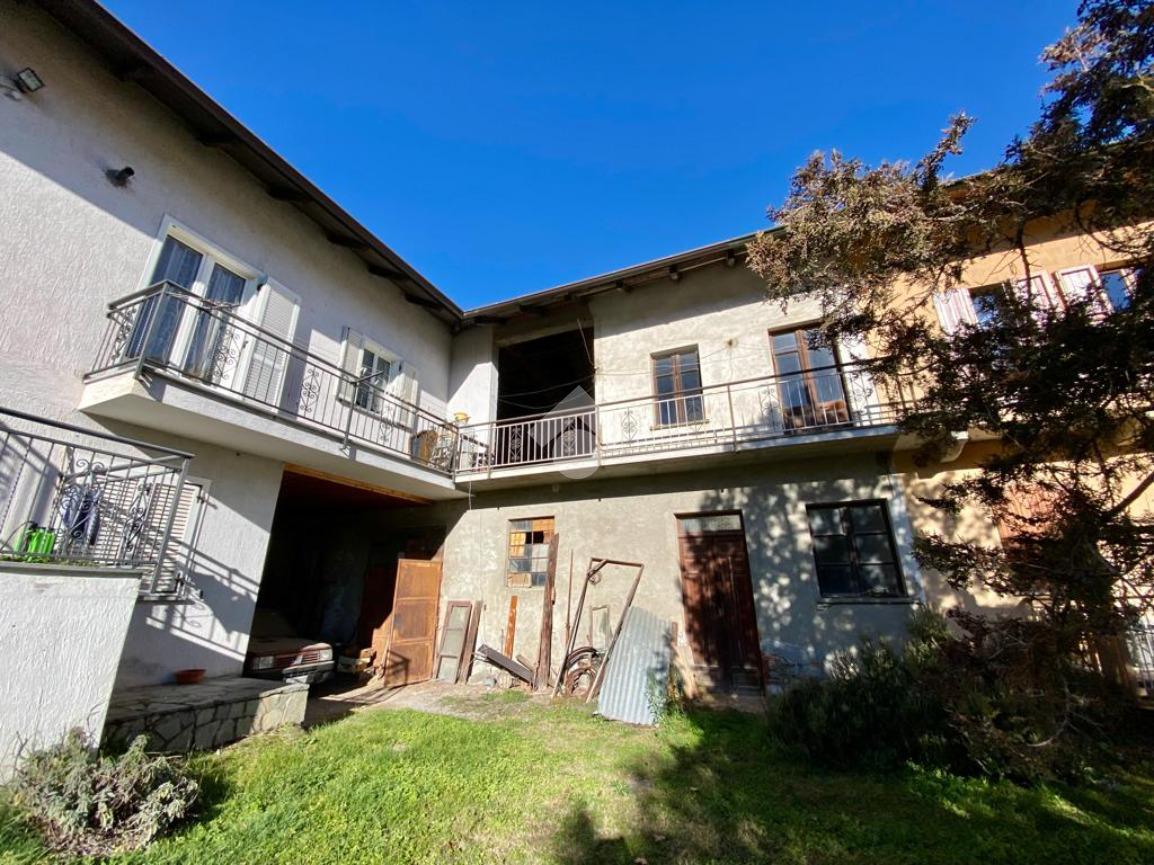 Casa indipendente in vendita a San Didero