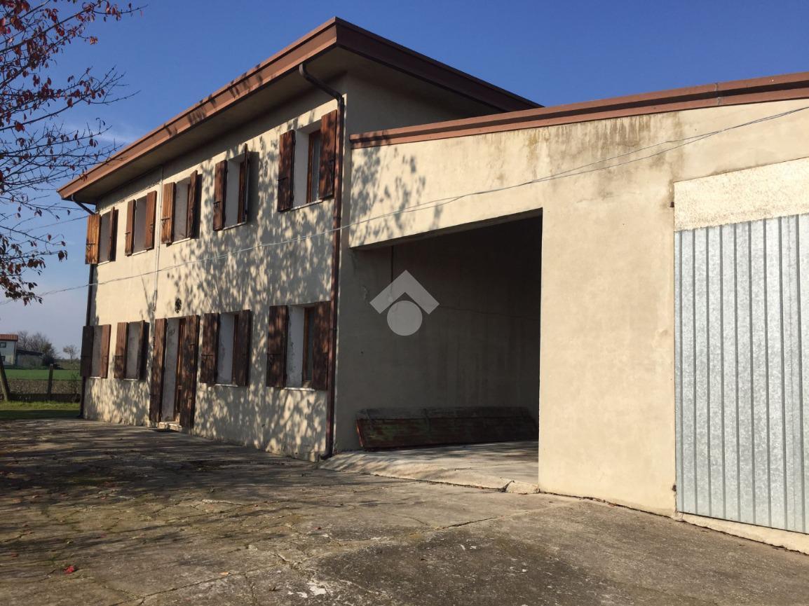 Casa indipendente in vendita a Agna