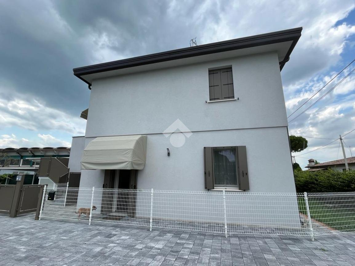 Casa indipendente in vendita a Agna