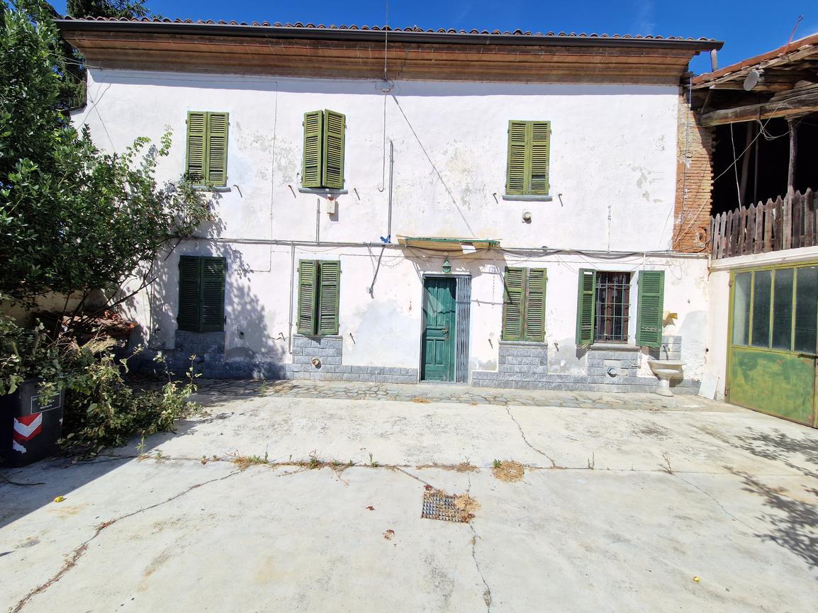 Casa indipendente in vendita a Alessandria
