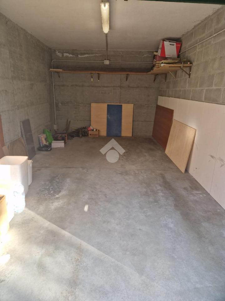 Box in vendita a Alessandria