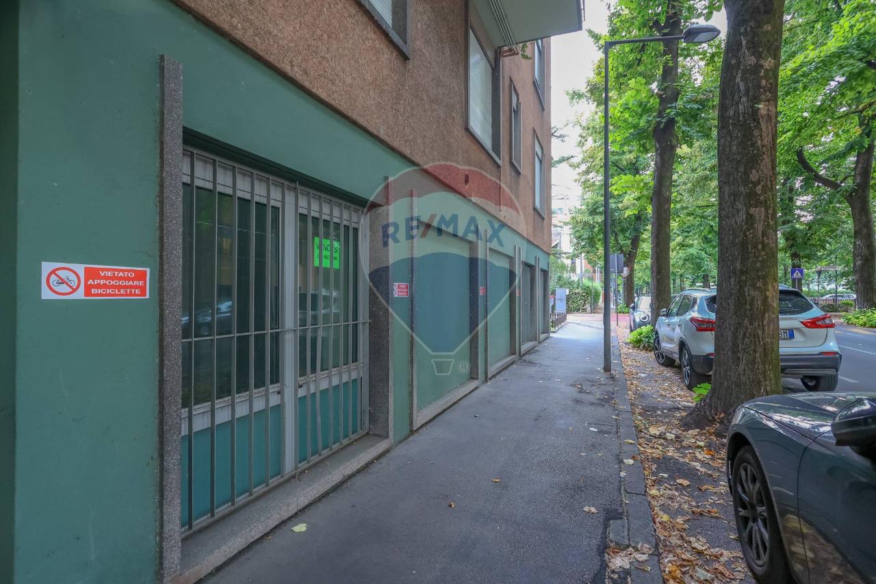 Negozio in affitto a Padova