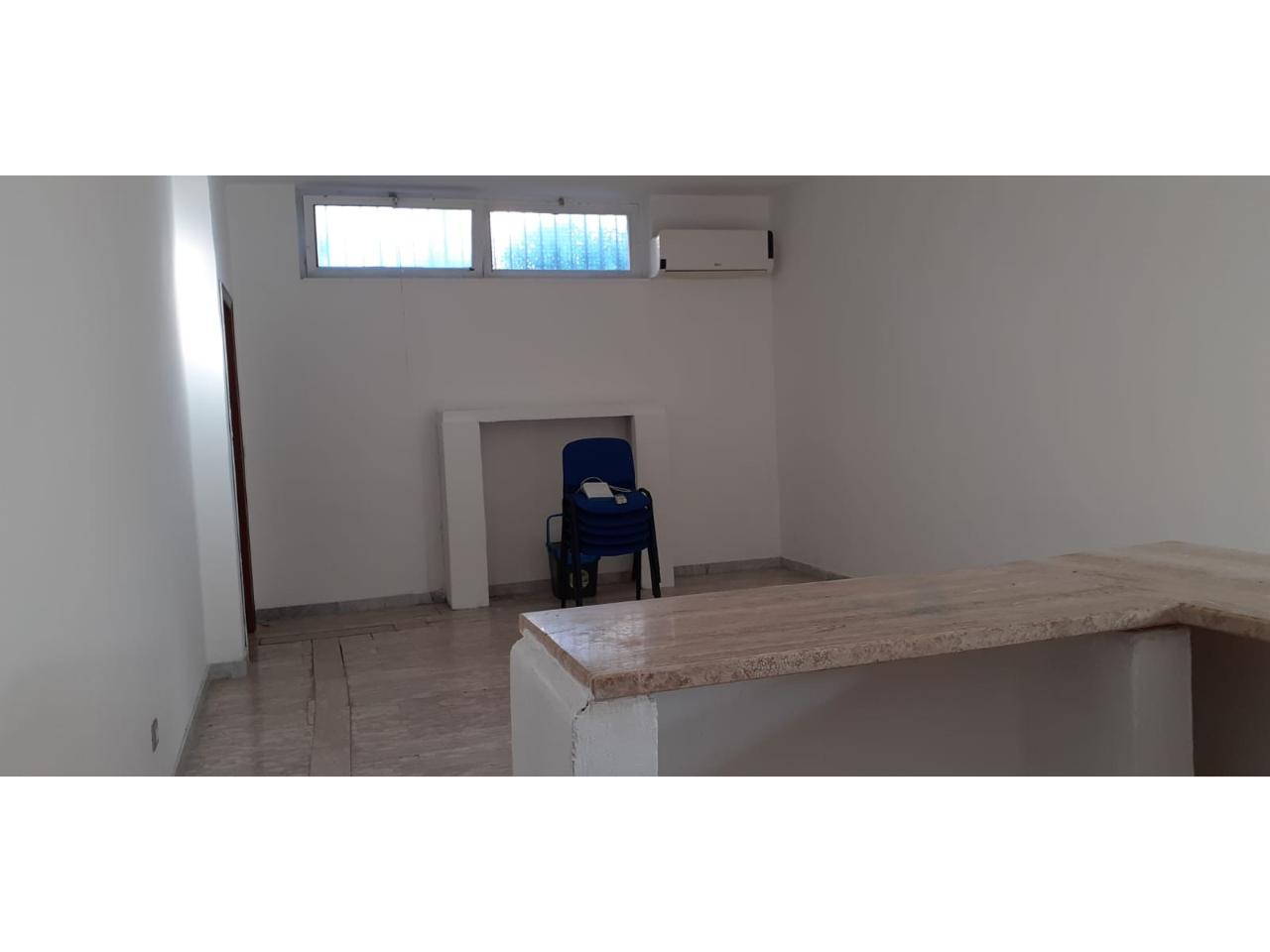 Negozio in affitto a Brindisi