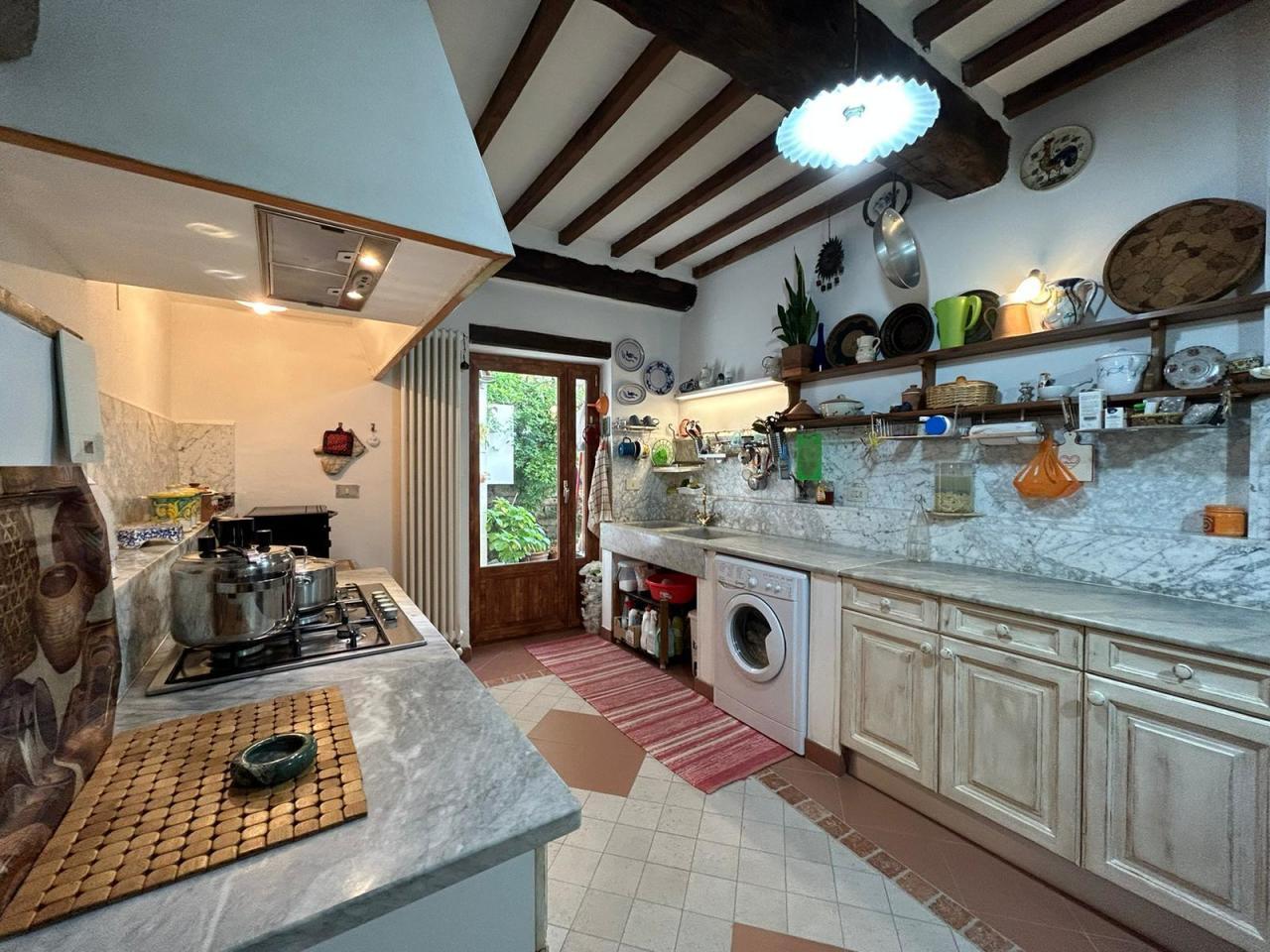 Villa a schiera in vendita a Fosdinovo