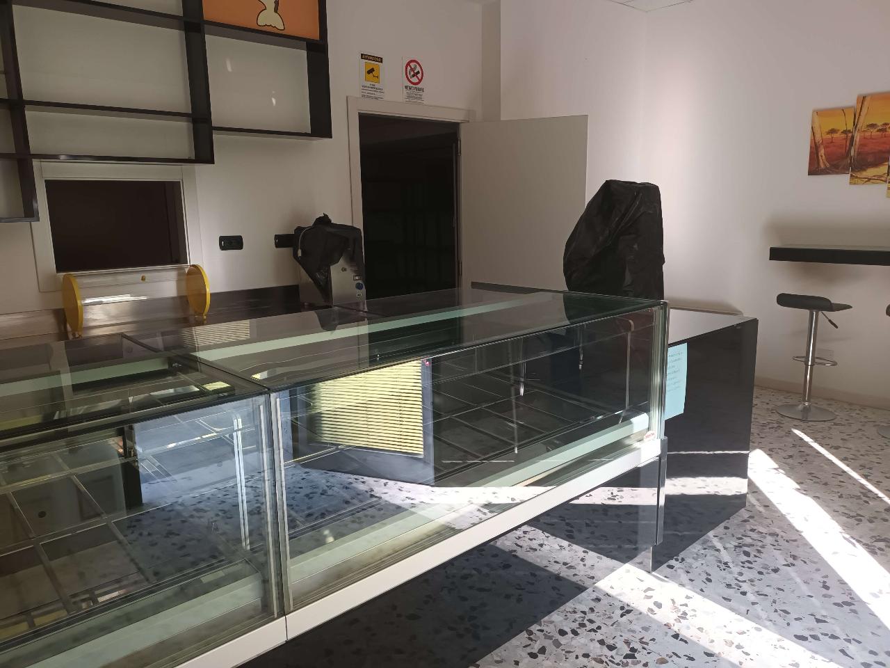 Negozio in vendita a Sassuolo