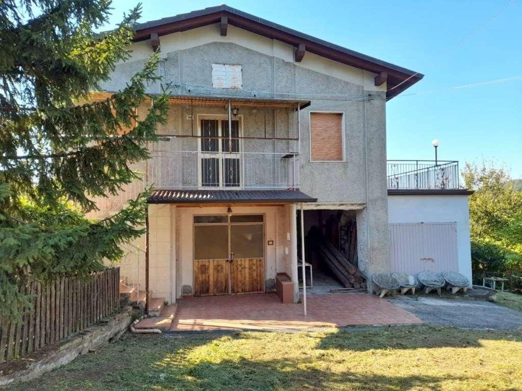 Villa bifamiliare in vendita a Prignano Sulla Secchia