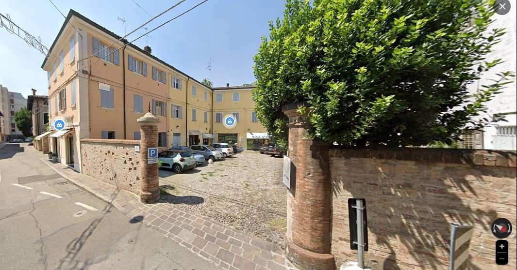 Palazzina commerciale in affitto a Formigine