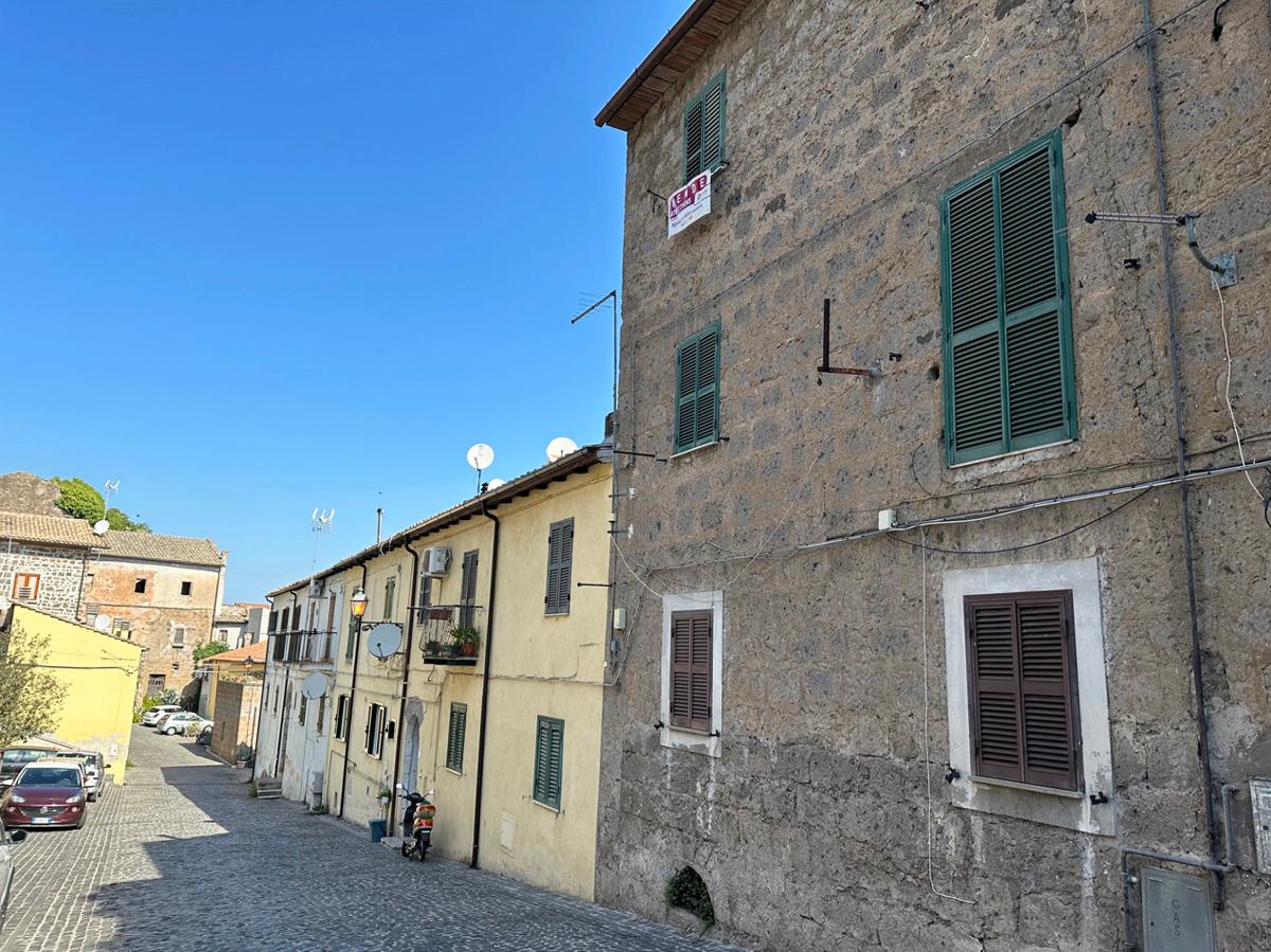 Appartamento in vendita a Faleria