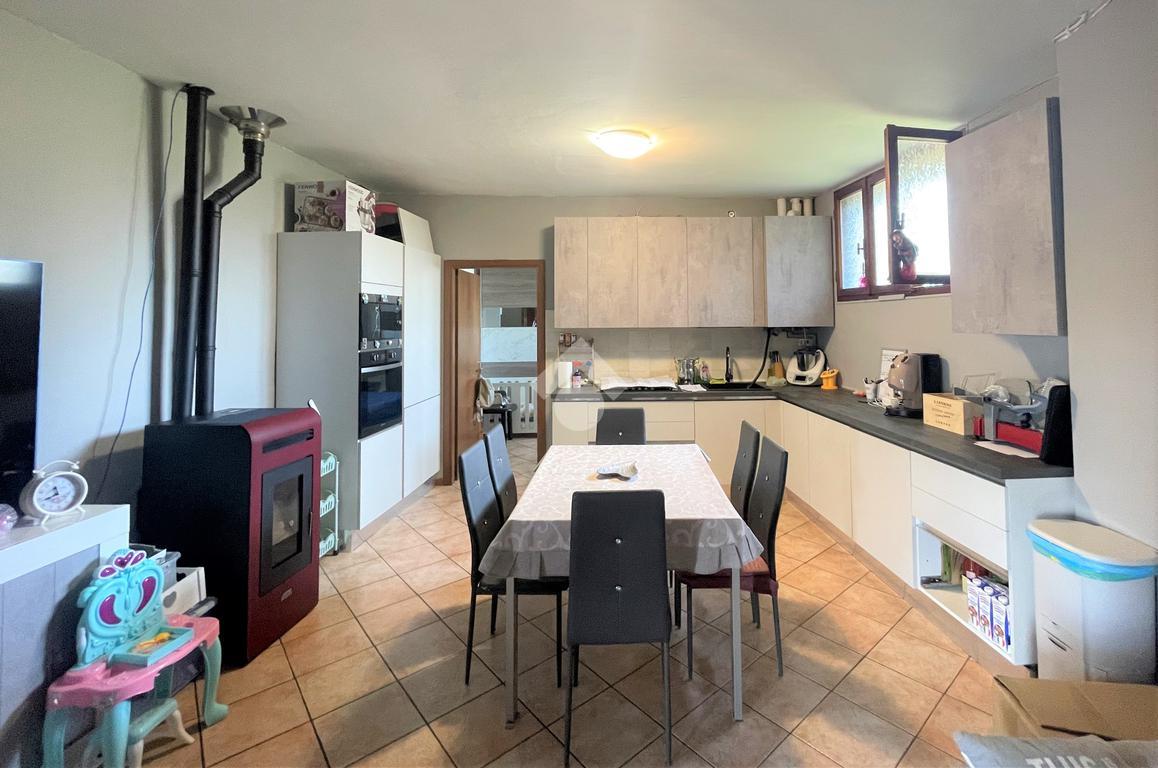 Appartamento in vendita a Adro