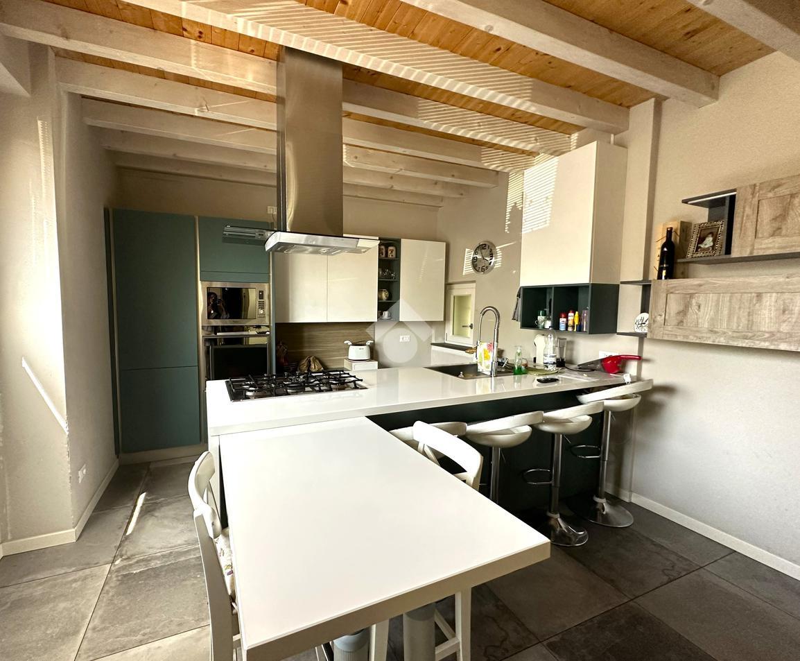 Villa in vendita a Adro