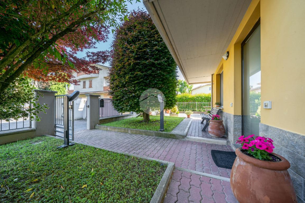 Villa in vendita a Colorno