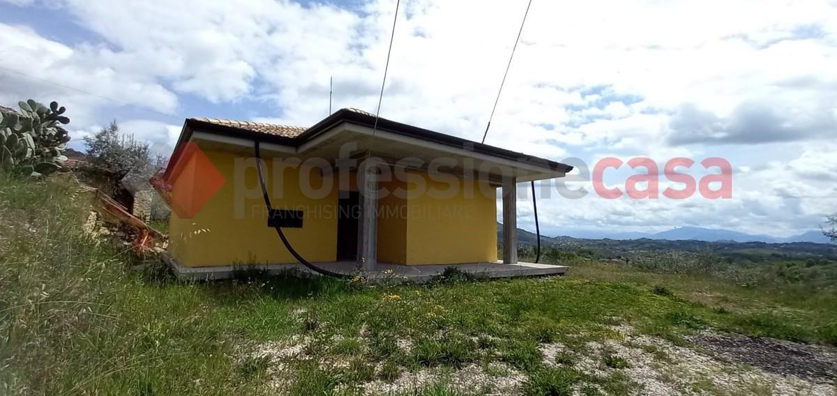 Casa indipendente in vendita a Alatri