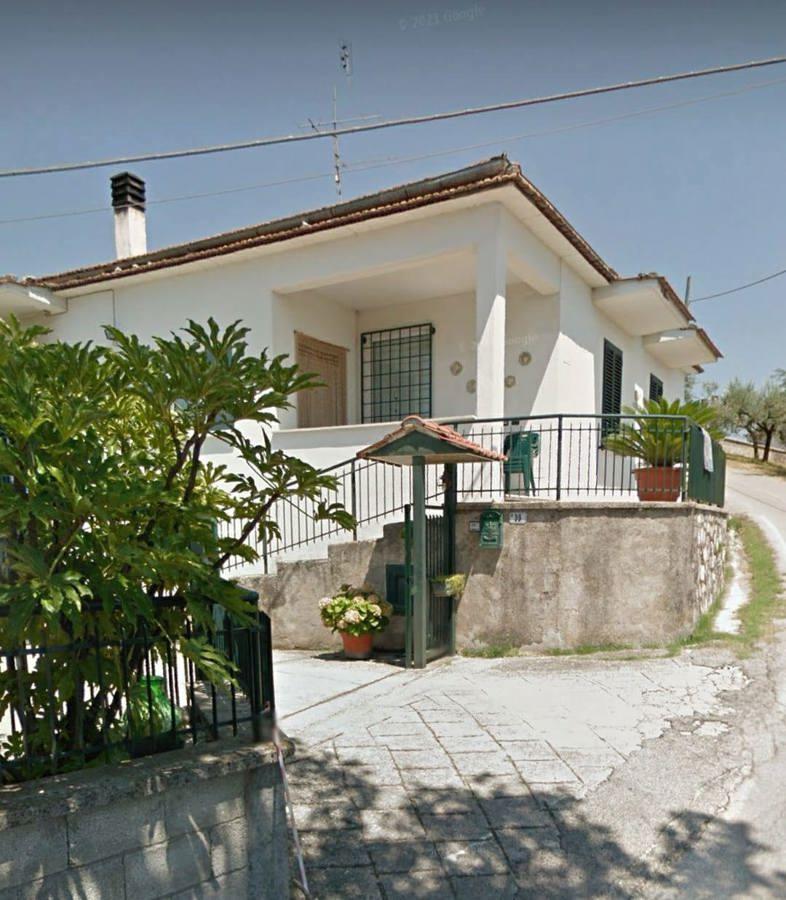 Casa indipendente in vendita a Torrice