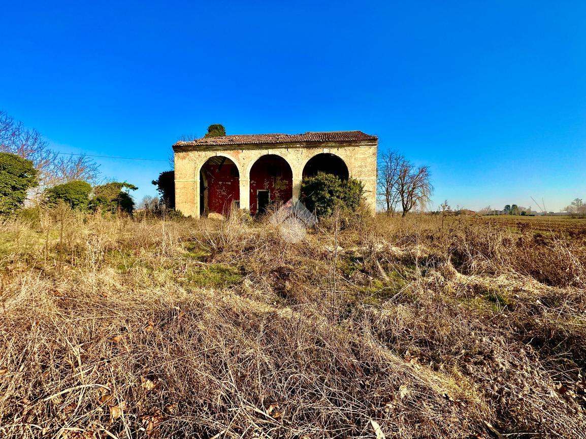 Rustico in vendita a Mestrino