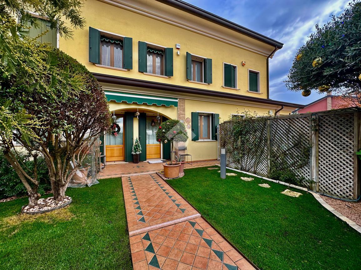Villa in vendita a Veggiano