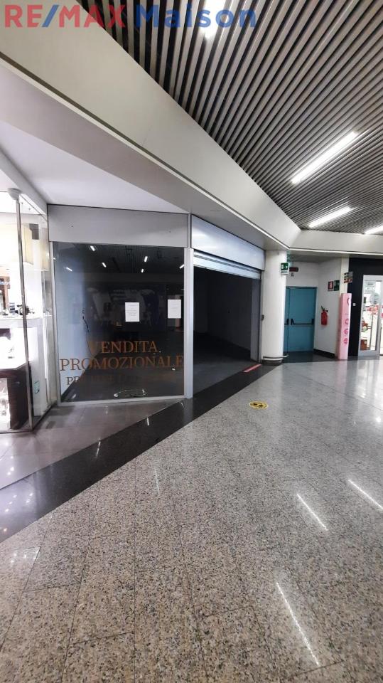 Negozio in affitto a Roma