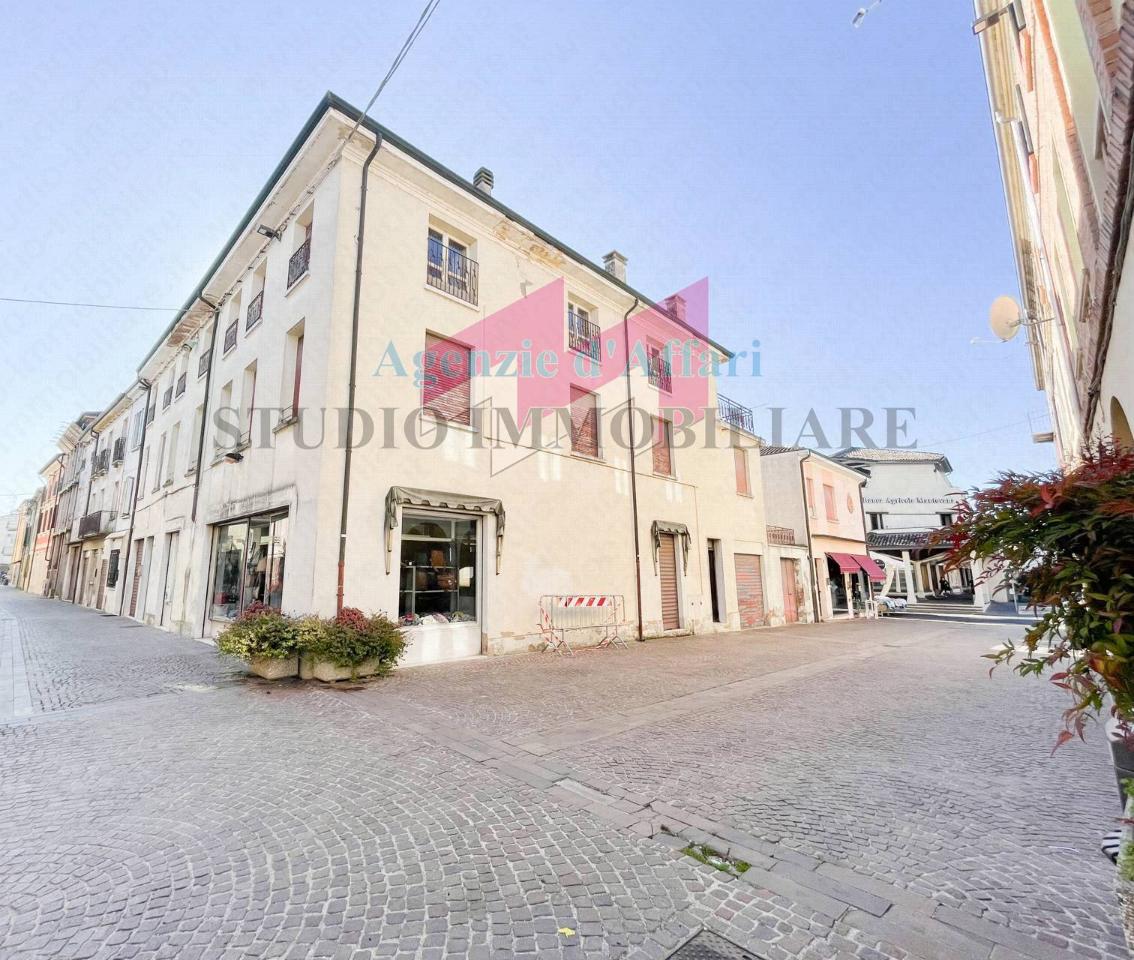 Appartamento in vendita a Sermide e Felonica