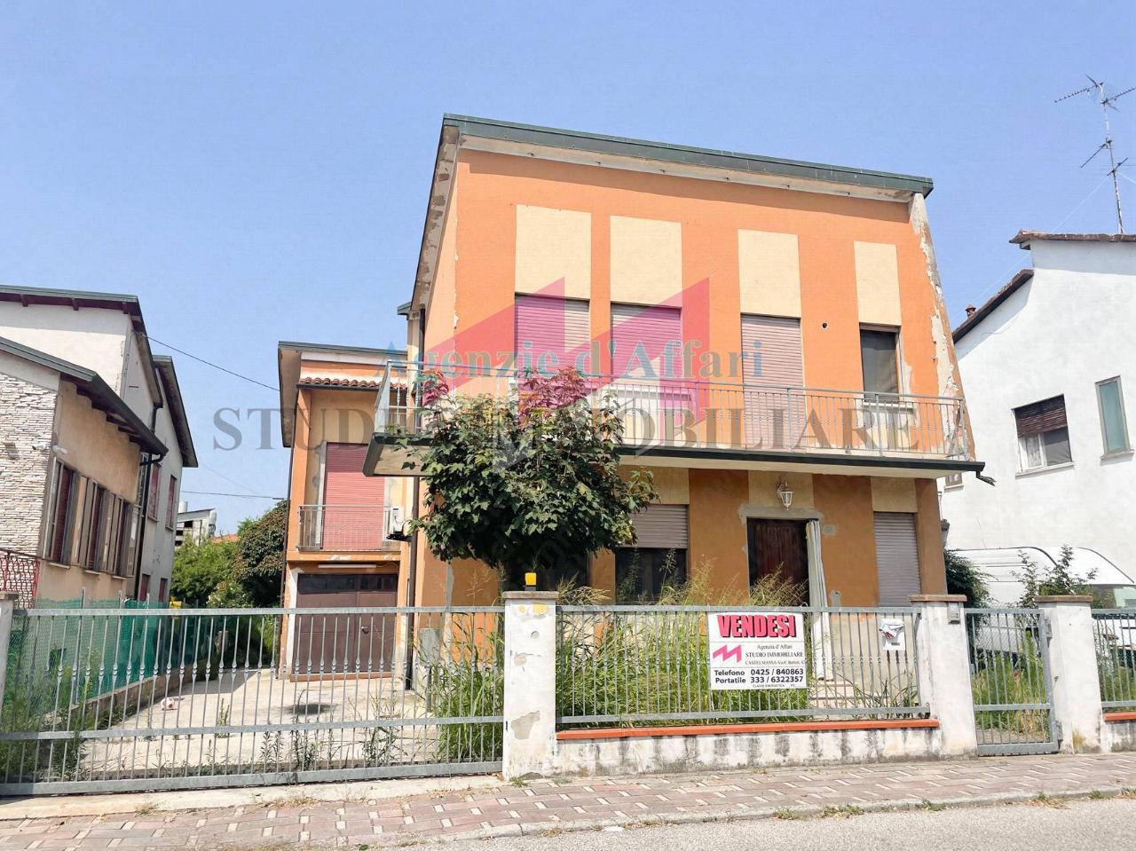 Casa indipendente in vendita a Castelmassa