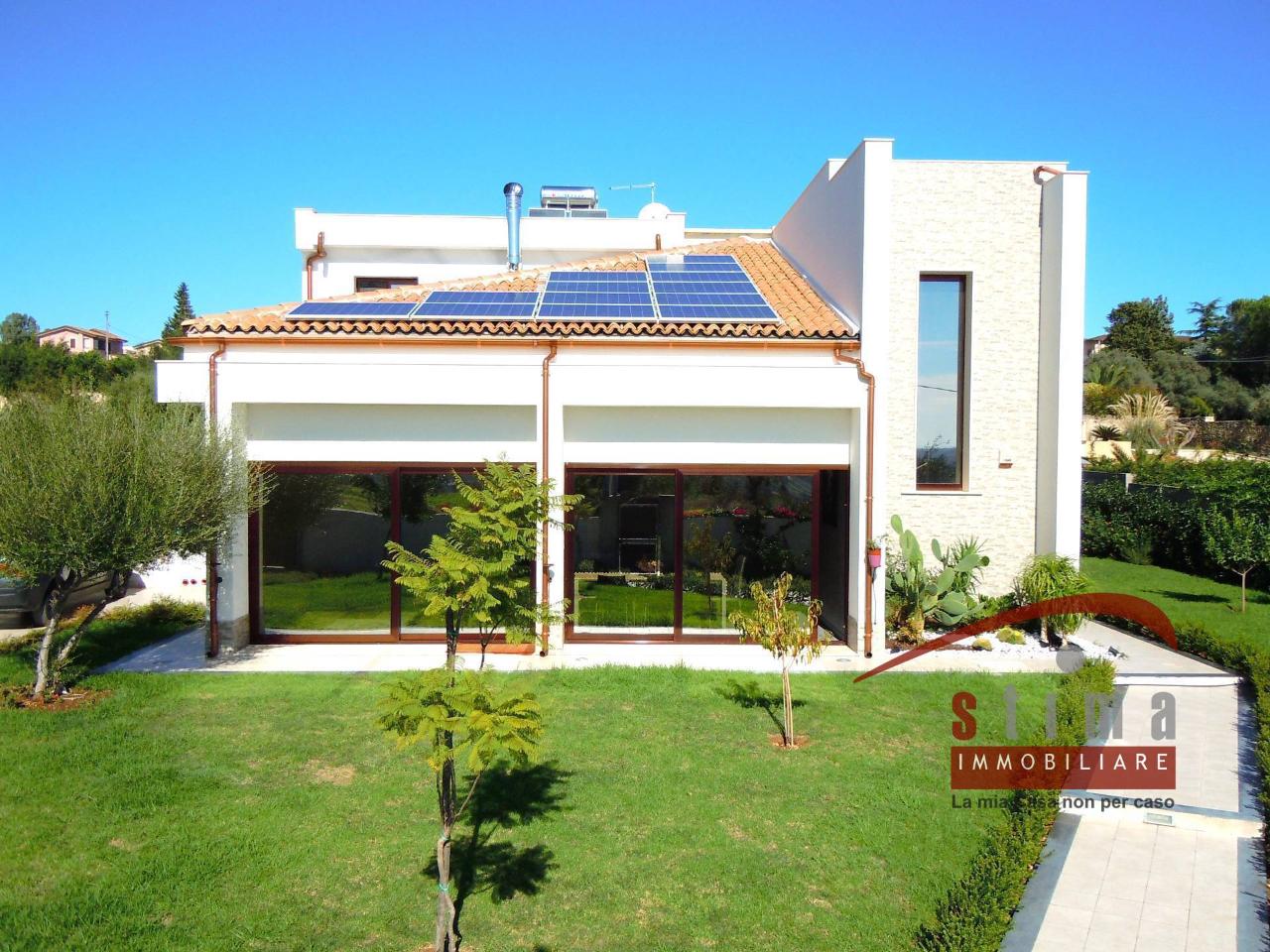 Villa in vendita a Siracusa