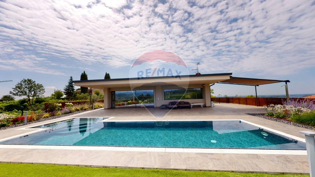 Villa in vendita a Lavagno