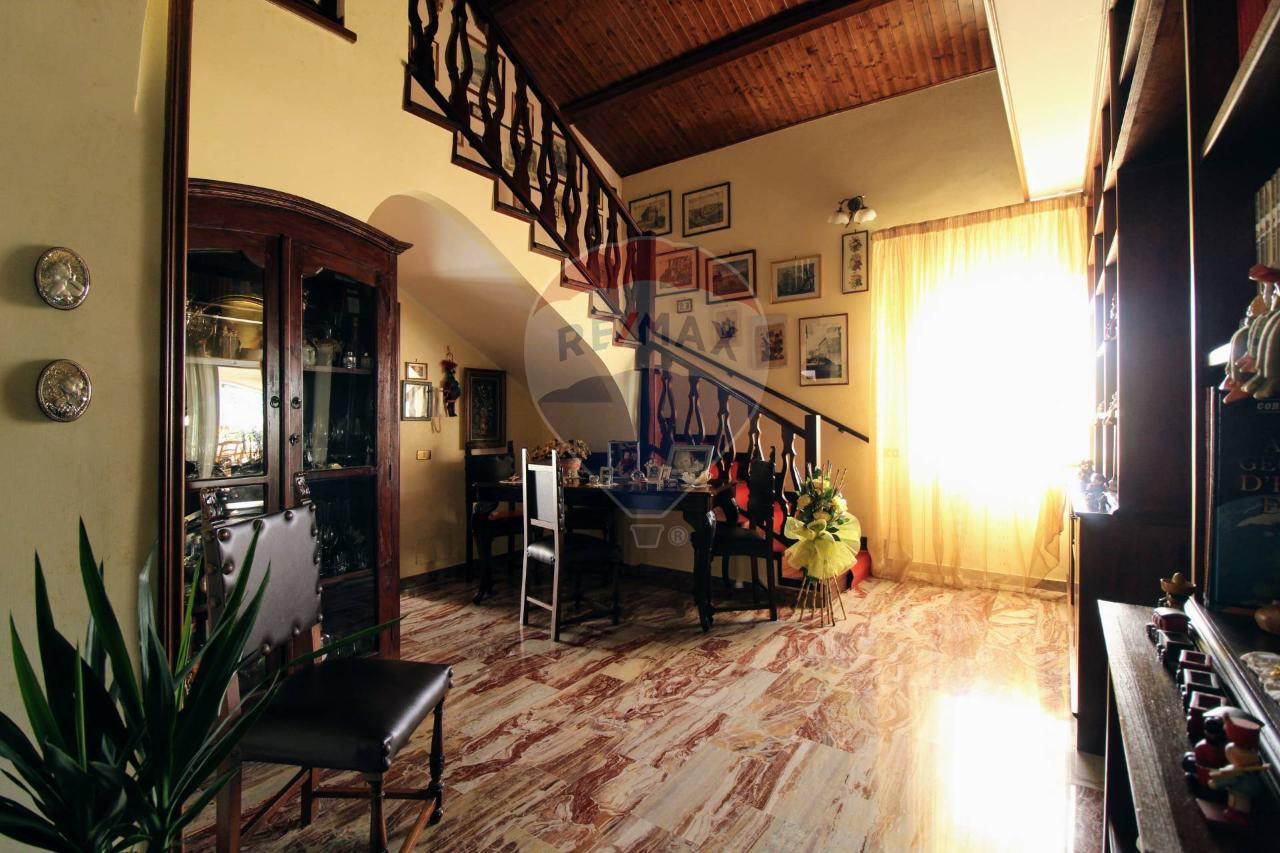 Villa in vendita a Lanuvio