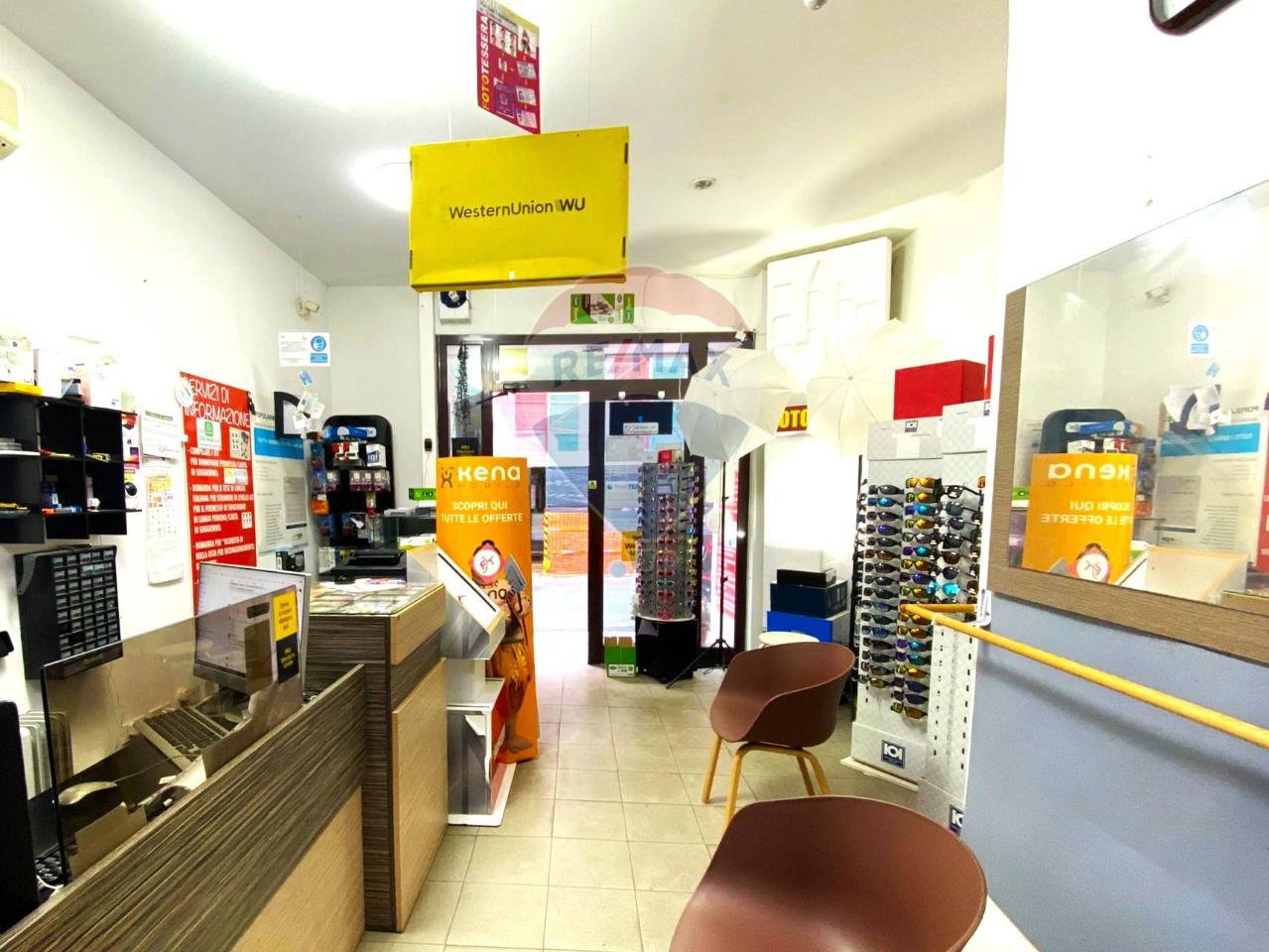 Esercizio commerciale in vendita a Cisterna Di Latina