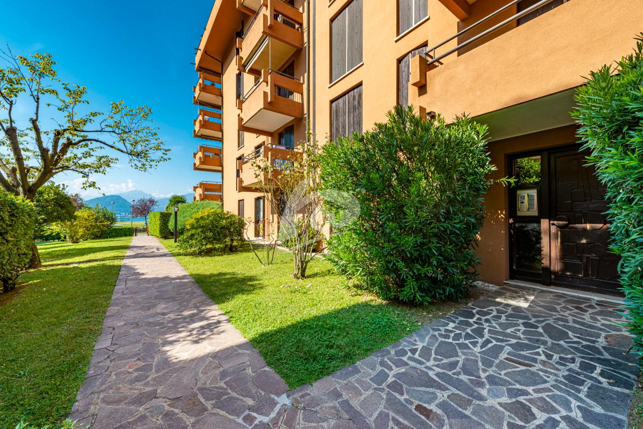 Appartamento in vendita a Laveno Mombello