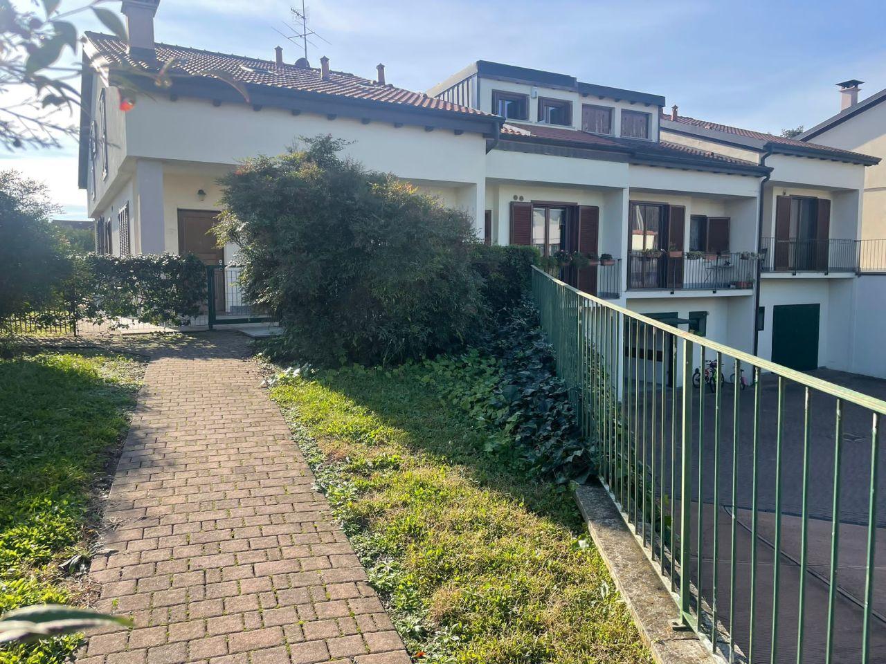 Appartamento in vendita a Brebbia