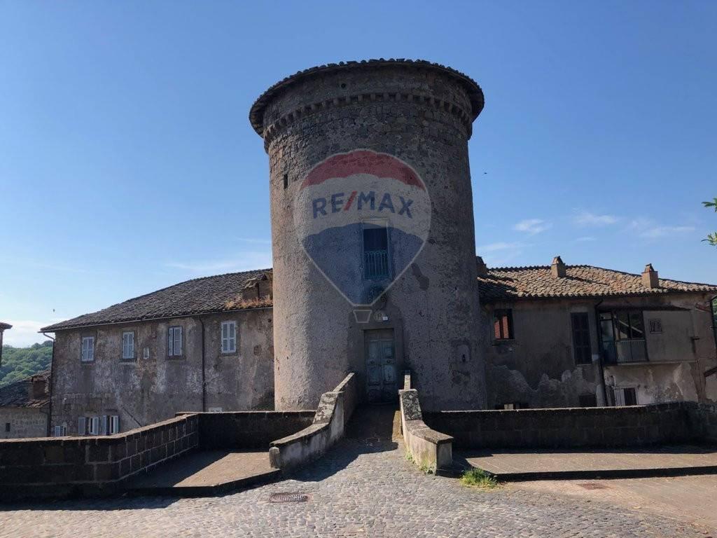 Appartamento in vendita a Canepina