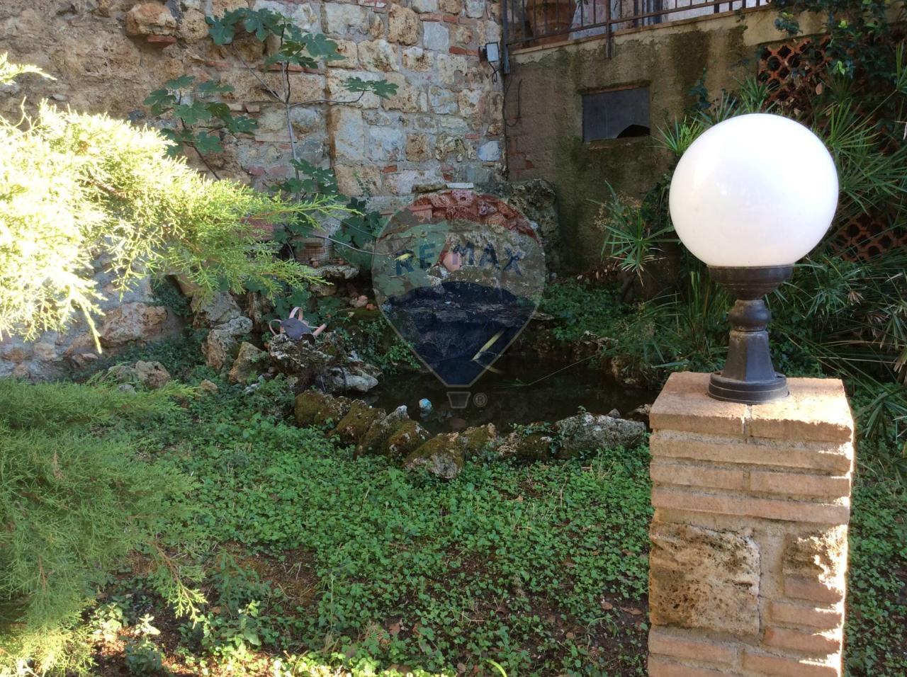 Casa indipendente in vendita a Massa Marittima