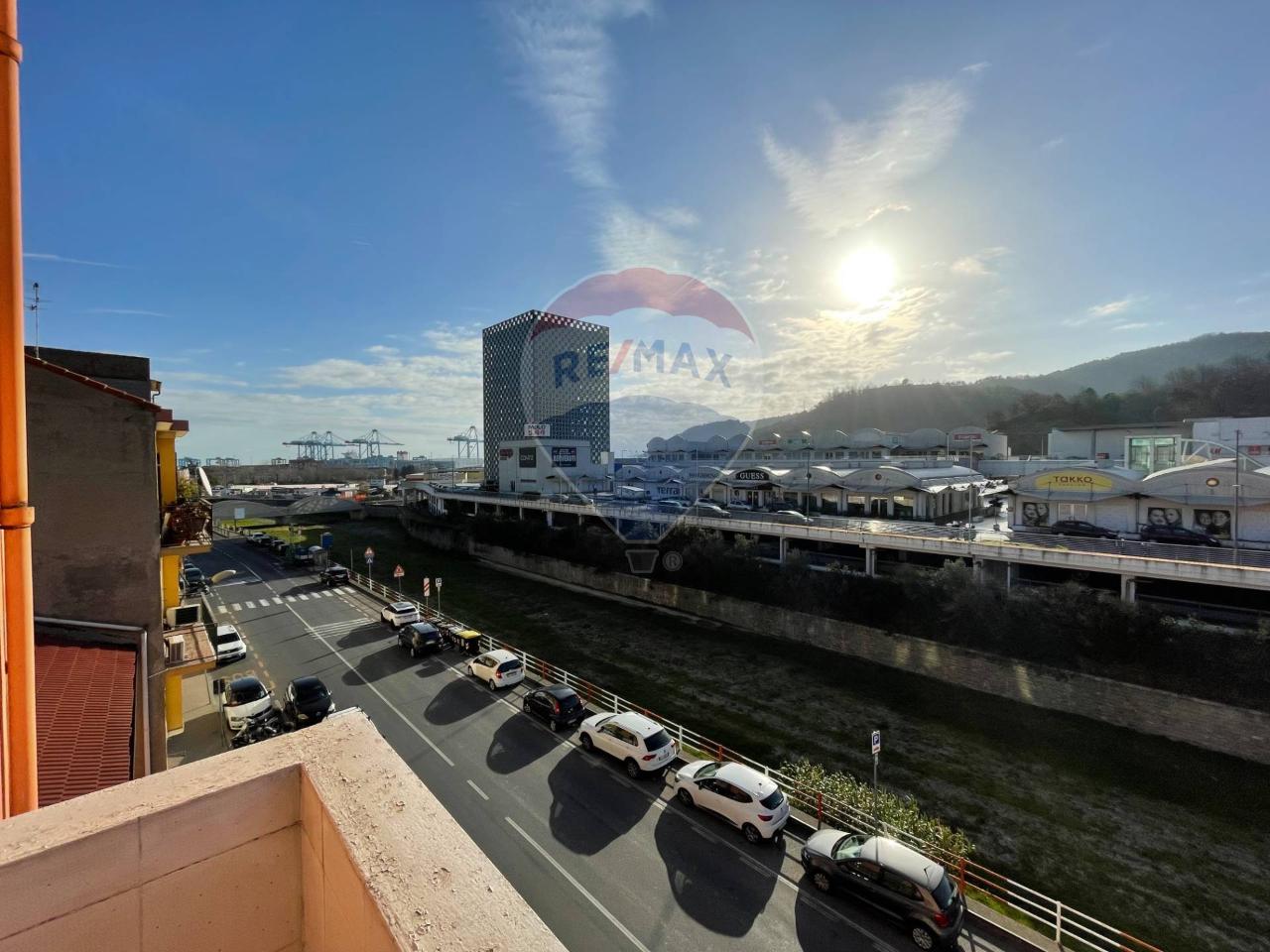 Appartamento in vendita a Vado Ligure