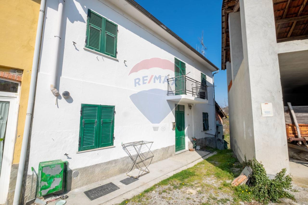 Casa indipendente in vendita a Dego