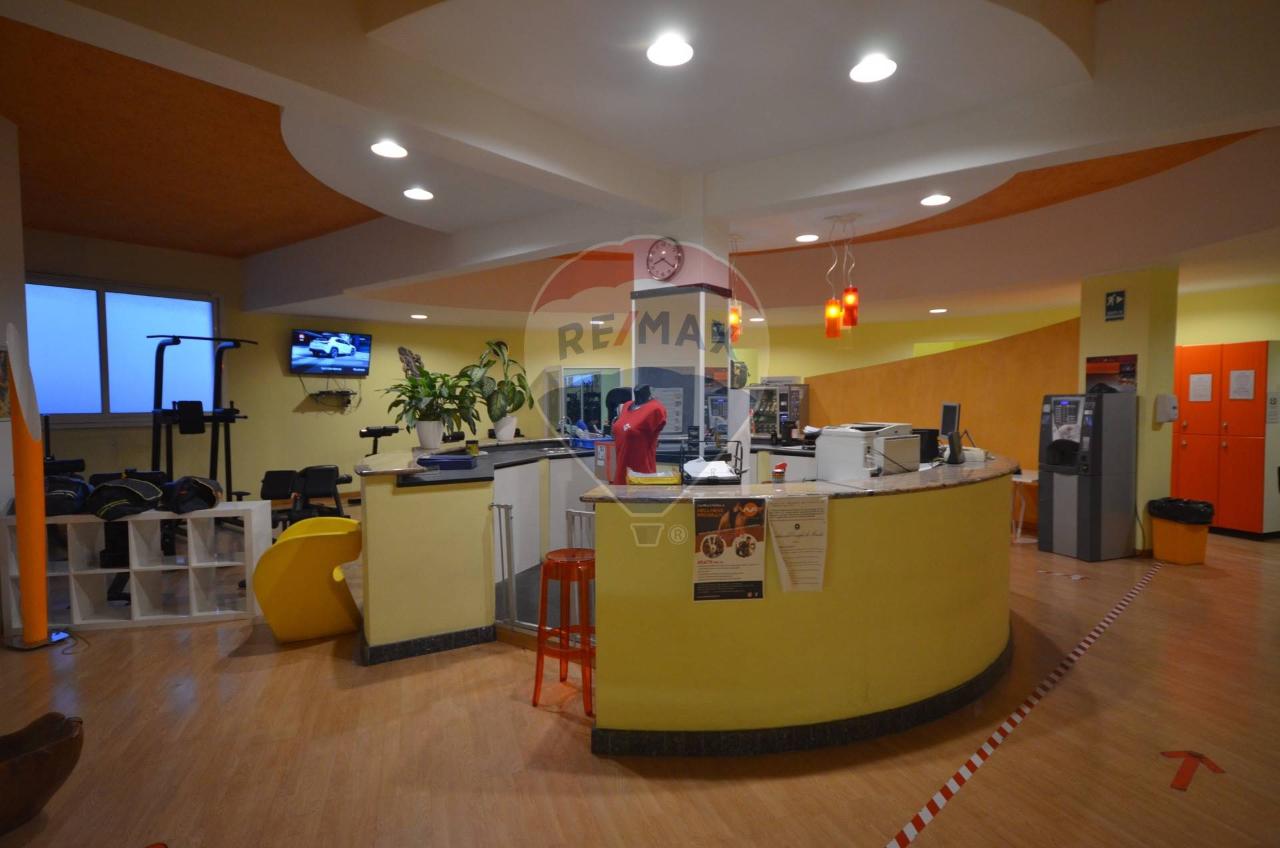 Negozio in vendita a Savona