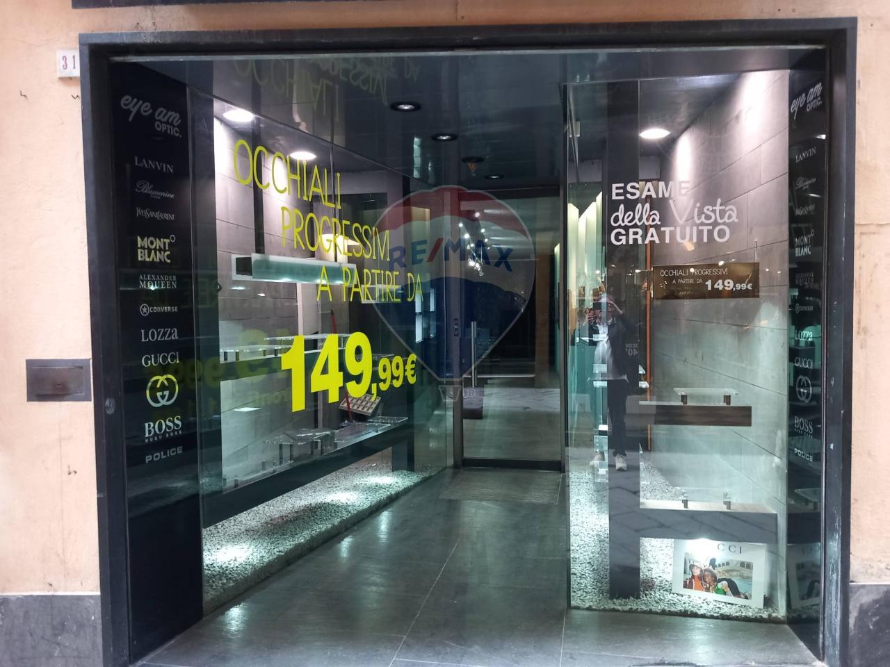 Negozio in affitto a Savona