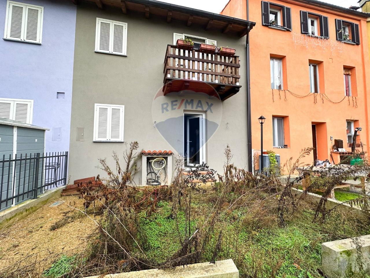 Casa indipendente in vendita a Altare