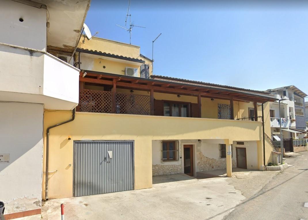 Casa indipendente in vendita a Manoppello