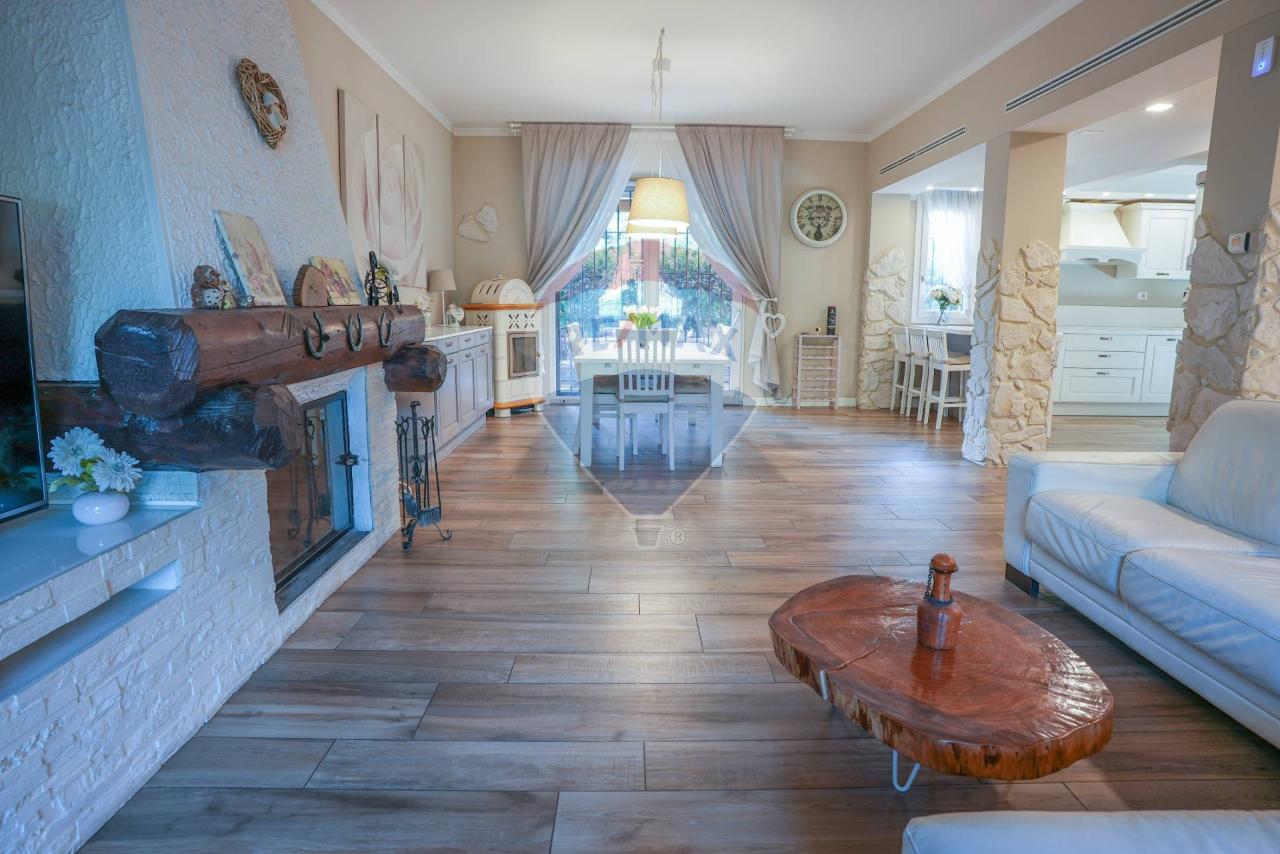 Villa in vendita a Bollate