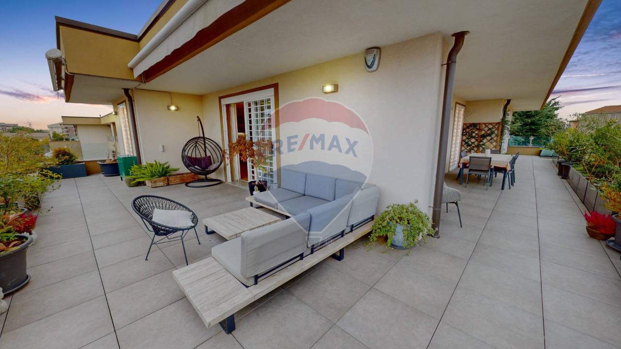 Attico in vendita a Cernusco Sul Naviglio