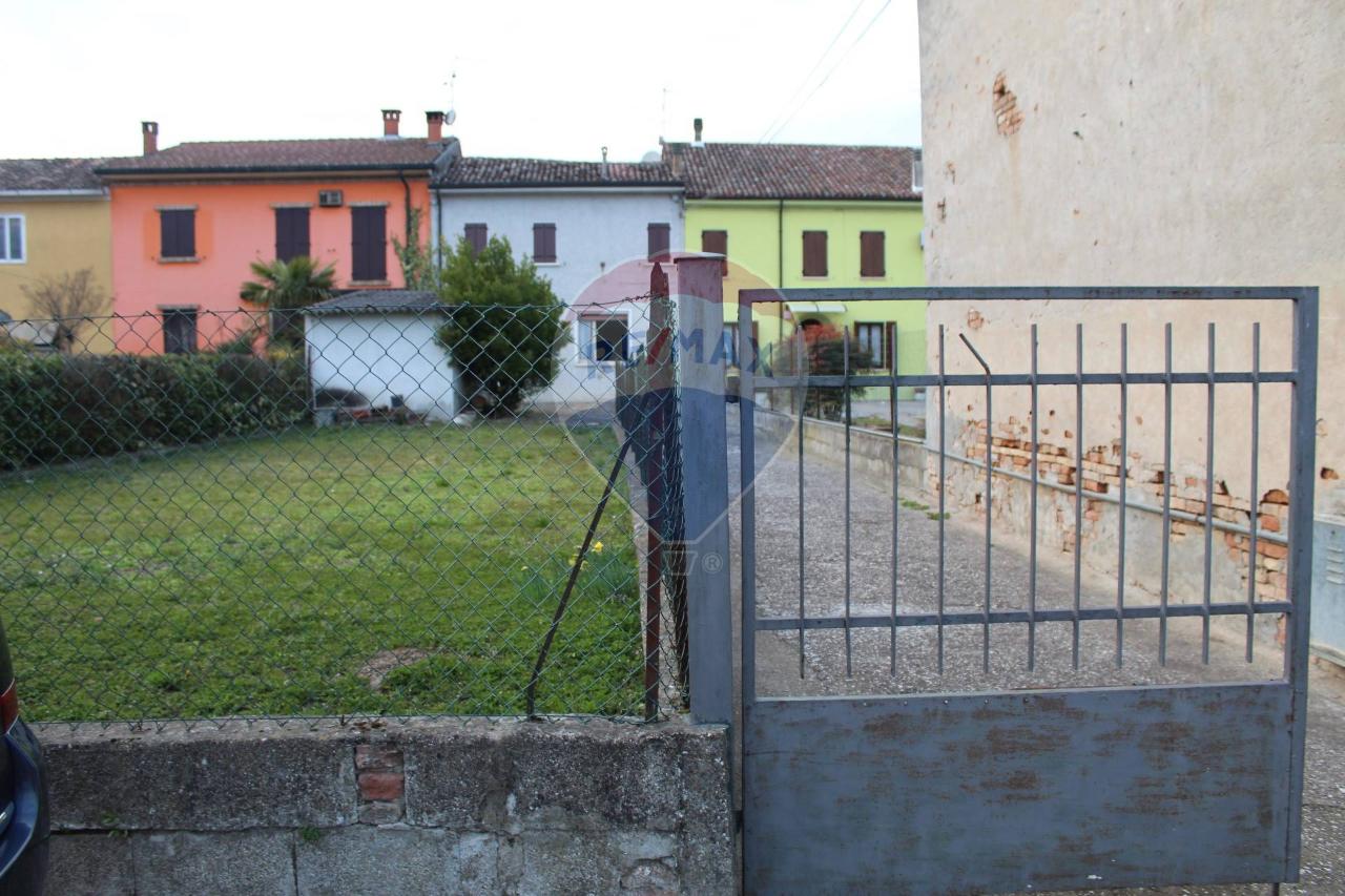 Casa indipendente in vendita a Gazzuolo