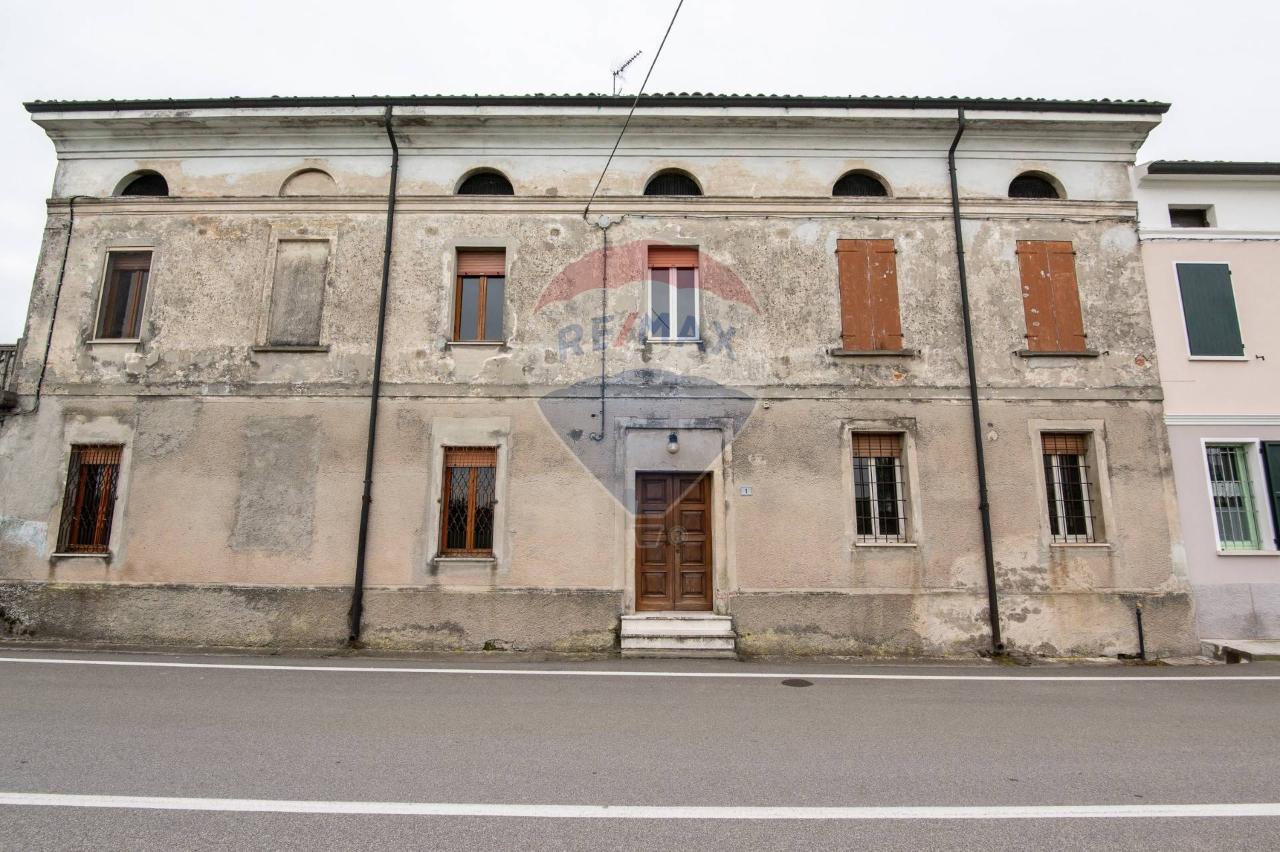 Casa indipendente in vendita a Sabbioneta