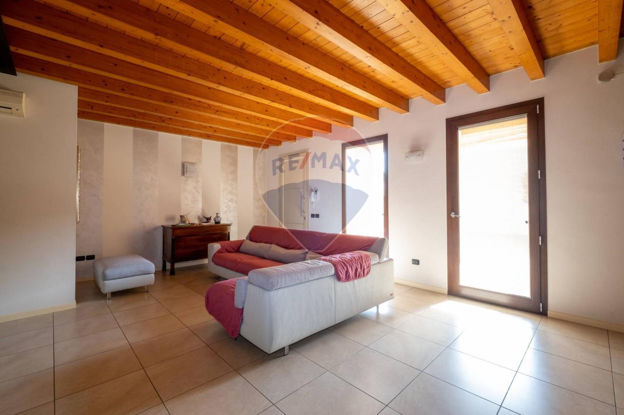 Appartamento in vendita a Piubega