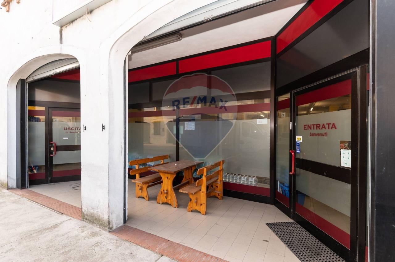 Negozio in vendita a Pomponesco