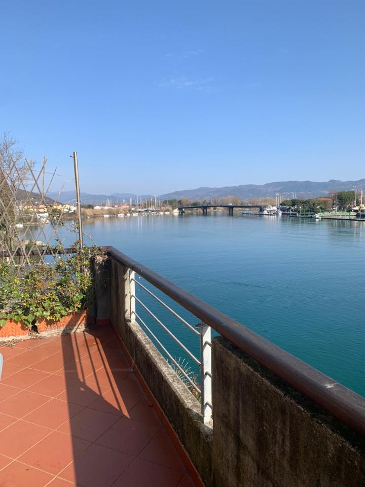 Appartamento in vendita a Ameglia