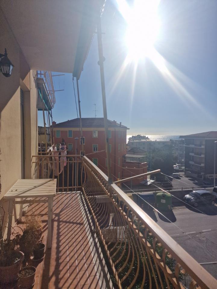 Appartamento in vendita a Varazze