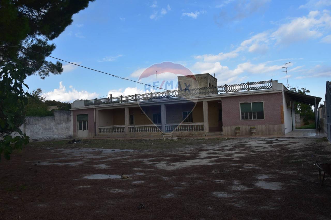 Villa in vendita a Latiano